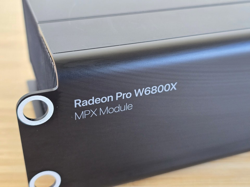 Apple Radeon Pro W6800X MPX Module for Mac Pro 2019 GPU 32GB MW662AM/A ...