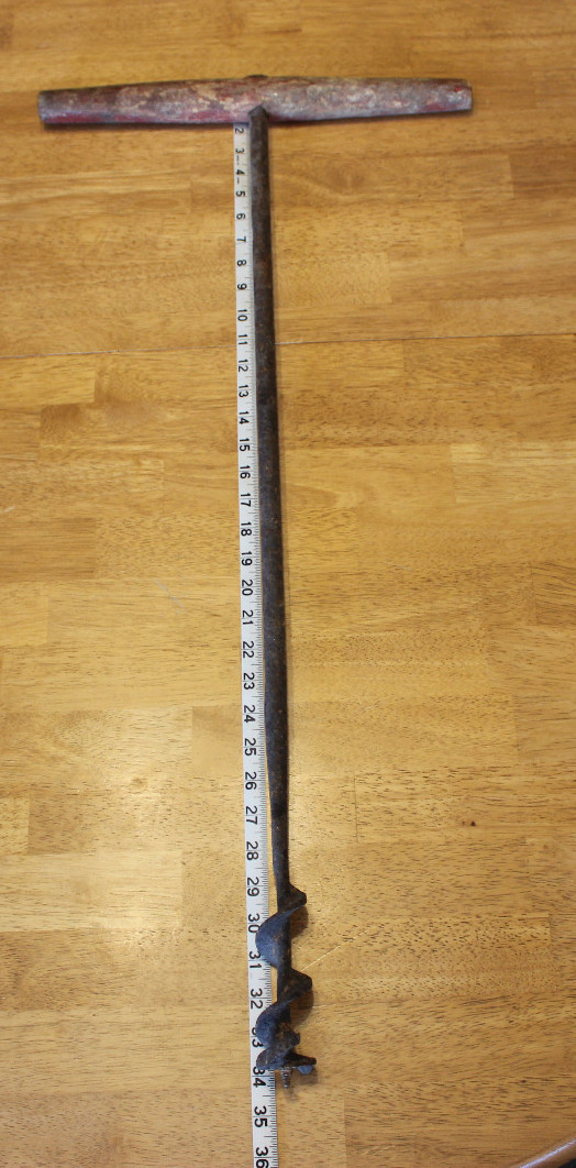 VINTAGE 34” ANTIQUE PRIMITIVE TOOL – 1 ½" BORE AUGER BIT with WOODEN "T ...