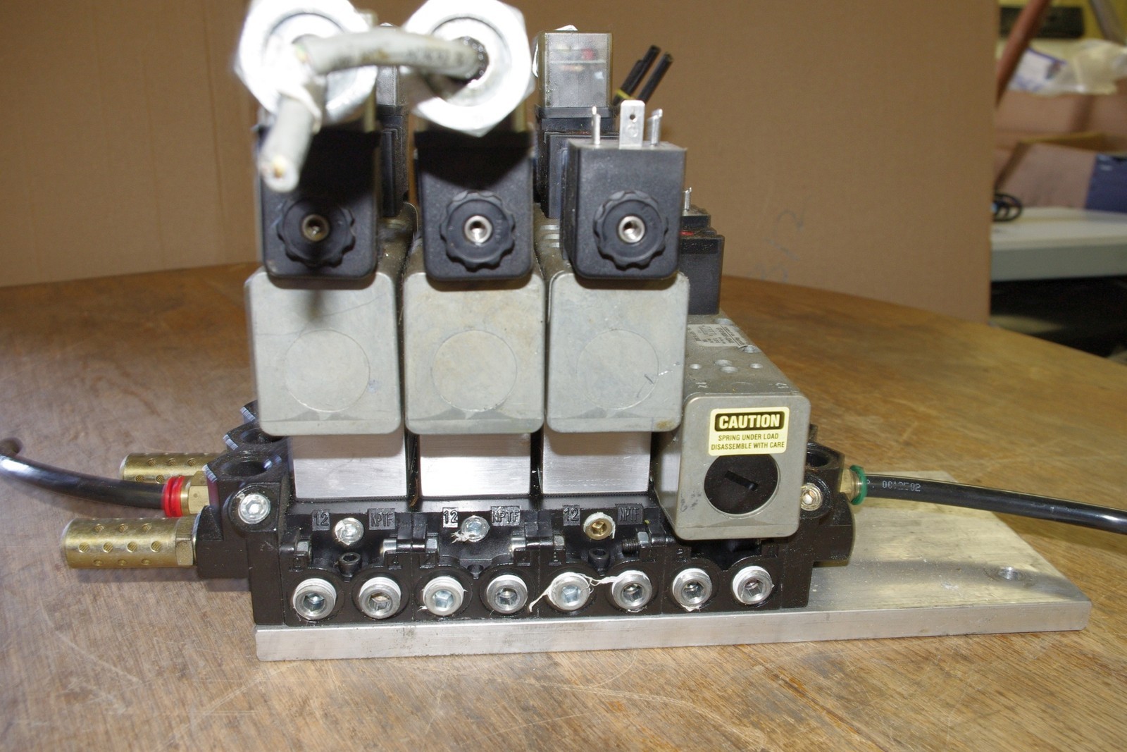 Rexroth Ceram 4-Valve Air Manifold GT010062-2424 GT1010061-2440 *FREE ...