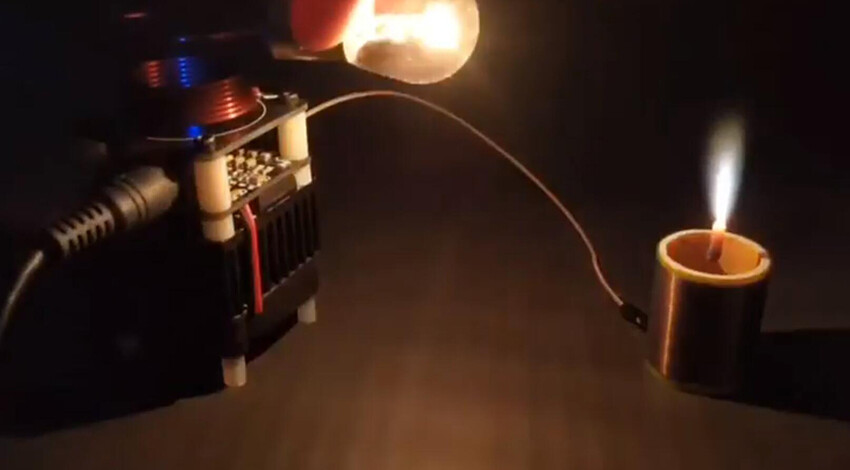 Tesla coil hfsstc electronic candle high frequency plasma flame demo ...