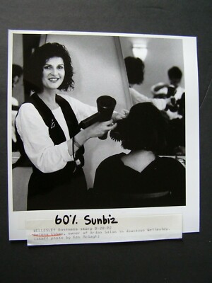 Glossy Press Photo 1992 Helena Cohen Owner of Ardan Salon in Downtown ...