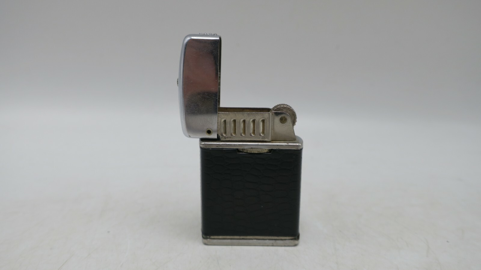 Vintage Champ Firemaster Gas Leather Wrapped Pocket Lighter - AS-Is ...