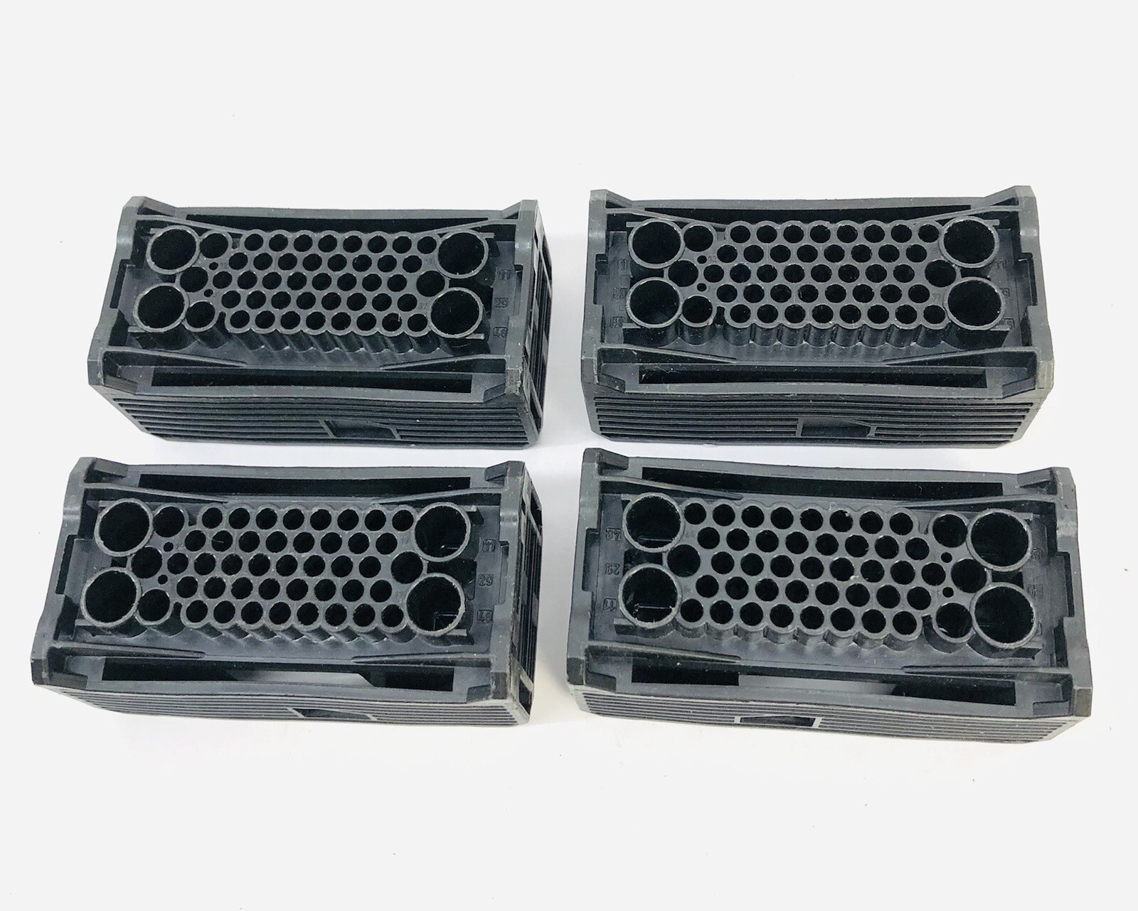 LOT OF 4 DELPHI PBT-GF20 40 PIN AUTO CAR ELECTRICAL TERMINAL CONNECTOR ...