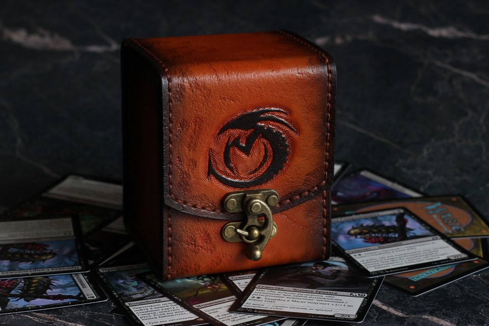 Leather MTG Sliver deck box 100 , MTG commander deck box , Mtg Custom ...