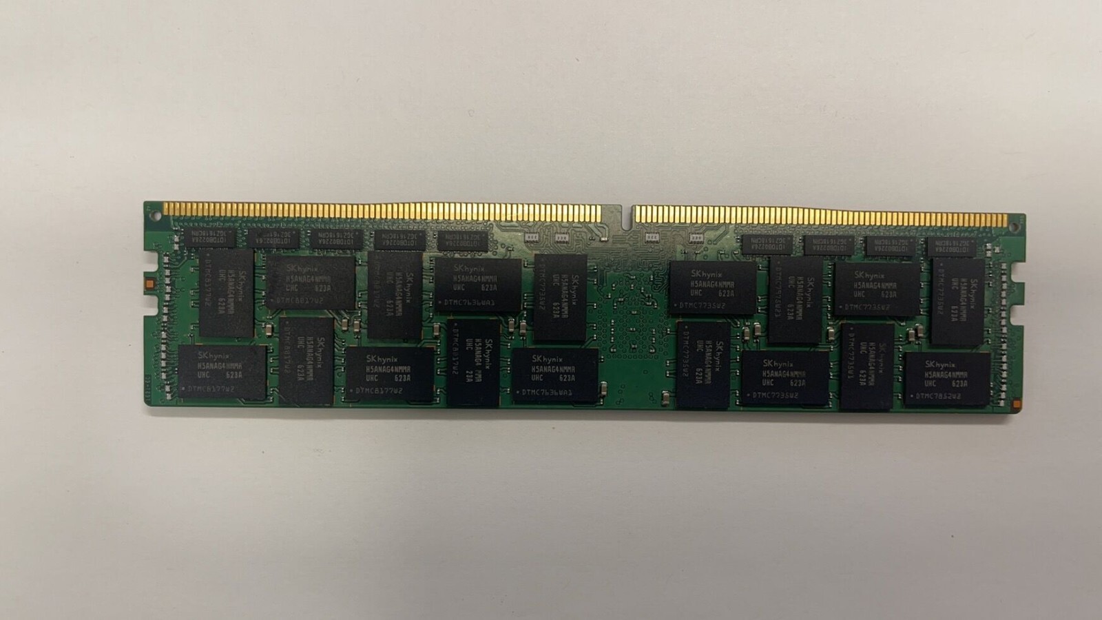 805358-B21 819413-001 809085-091 HP 64GB 4DRX4 PC4-2400T 889296168294 ...