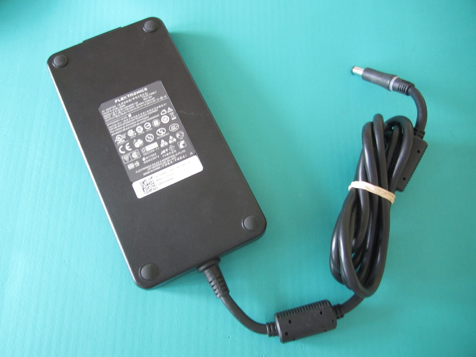 Alienware Dell Flextronics M17x PA-9E AC Adapter GA240PE1-00 J938H 240W ...