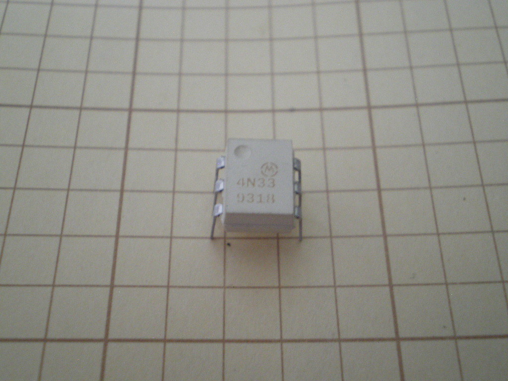 4N33 Optocoupler, Photodarlington Output, High Gain, With Base ...