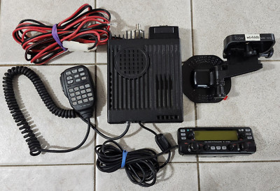 IC-2720 Icom Transceiver HM-133 UHF Ham Radio Lot IC-2720H Mount ...