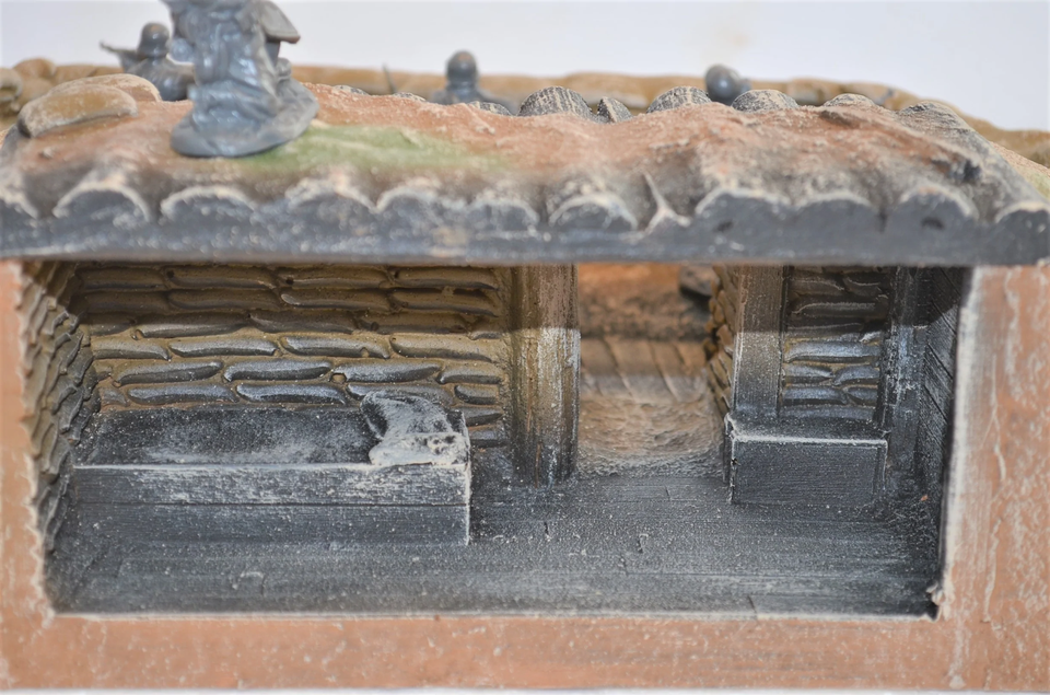 Atherton Scenics Painted WWII WWI Trench Center Interior Command Bunker ...