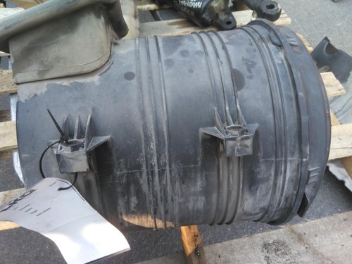 2005 3913925C91 INTERNATIONAL 4300 AIR CLEANER 3778027 | eBay