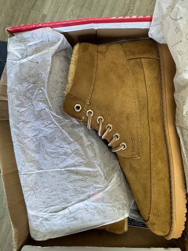 Chicago Cubs Mens Size 11 FOCO High Top Moccasin Shoes NIB ** dirt on ...