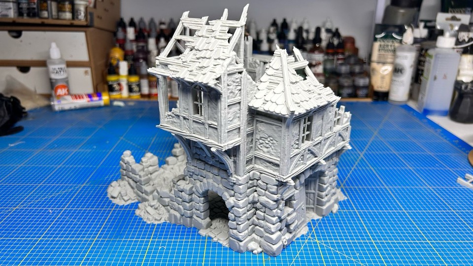 Ruined Inn - Fantasy wargaming Terrain 28mm - Mordheim, Frostgrave etc ...