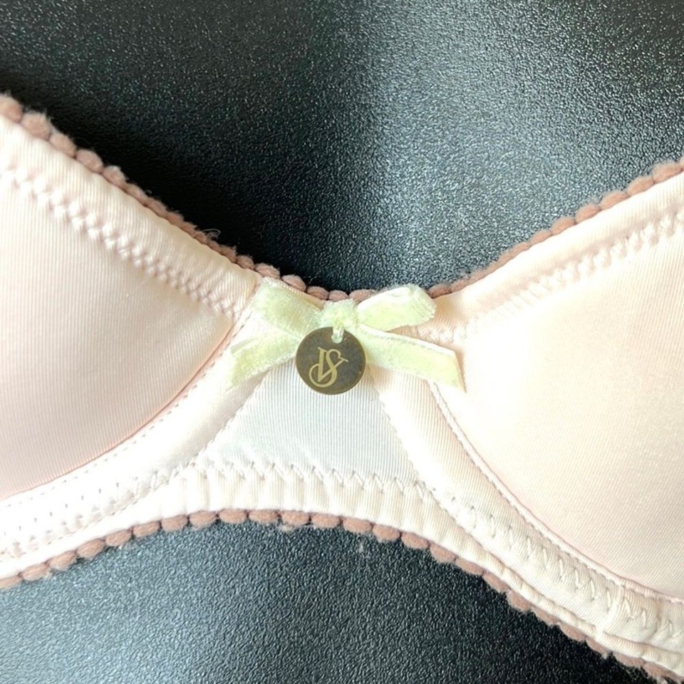 Victoria’s Secret Vintage Dead Stock Smooth Demi Balconette Bra NEW w ...