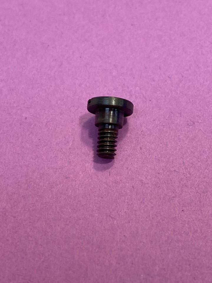 *NEW* 200299-SINGER-SCREW FOR SEWING MACHINES* | eBay