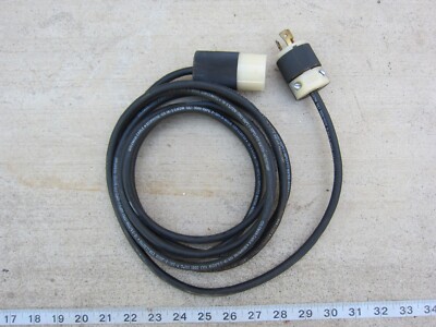 15A/125V 10A/250V Hubbell 7565C 7567C 11' #18/3 Twist-Lock Extension ...