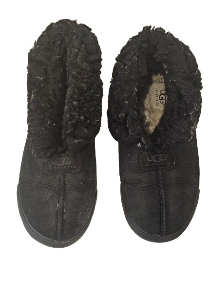 UGG Black Rylan 1871 Sheepskin Moccasin Slipper All Black Sneaker Sole ...