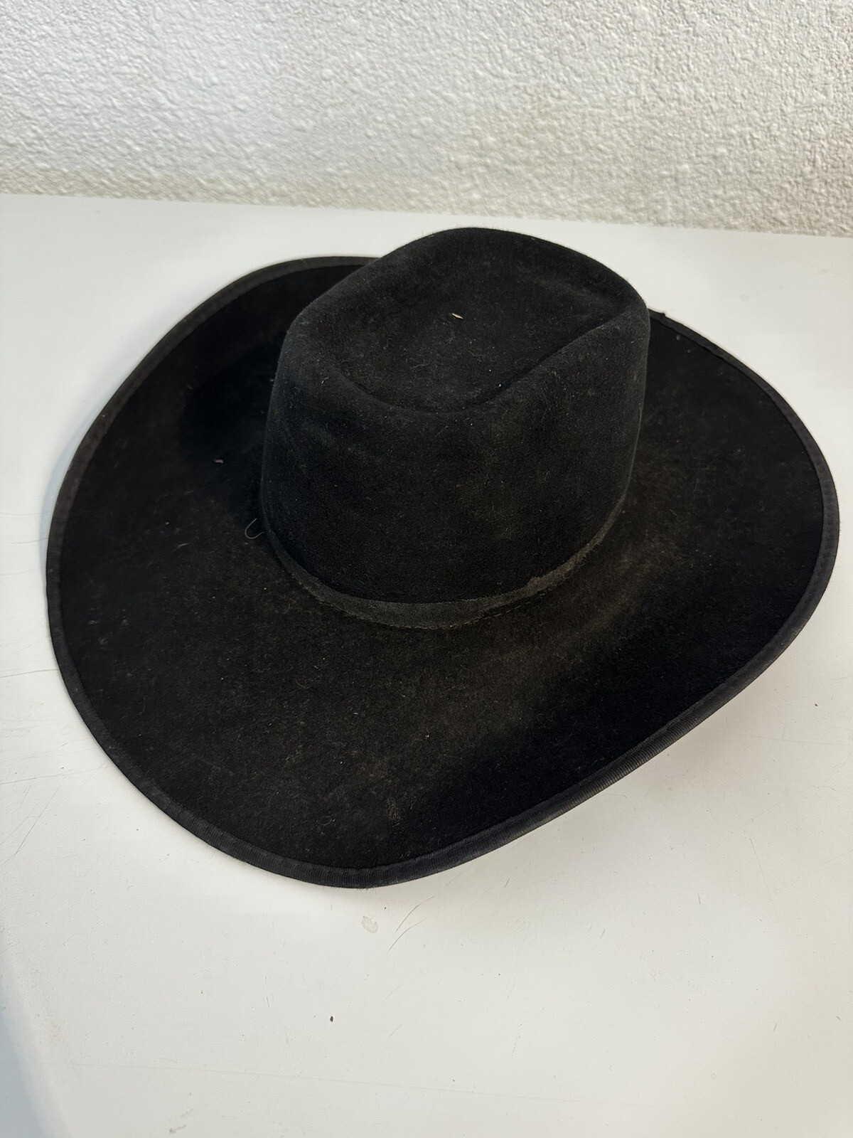 Kid’s Cowboy Hat•movie prop•felt hat•worn distressed … - Gem