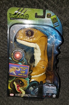 Fingerlings Untamed Snakes Toxin the Rattle Snake Figure *READ ...