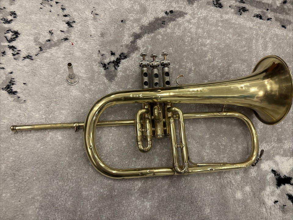 Couesnon Flugelhorn - ~1960s Vintage Couesnon French Made Flugelhorn ...