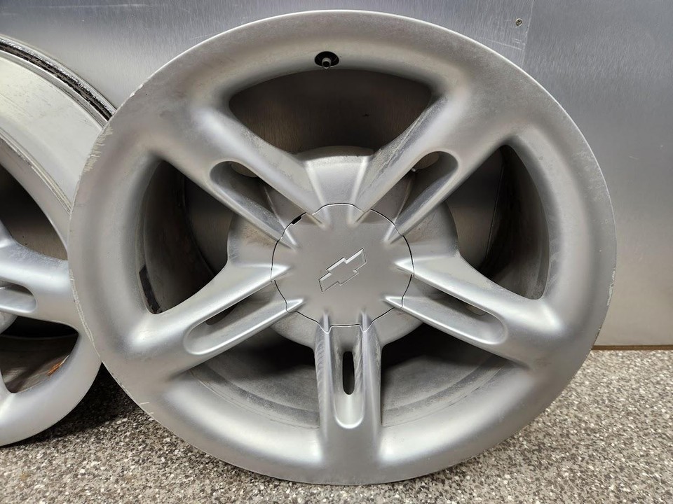 2003-2006 Chevy SSR Wheel Rim Set W/ Caps Front Rear 19x8 20x10 Silver ...