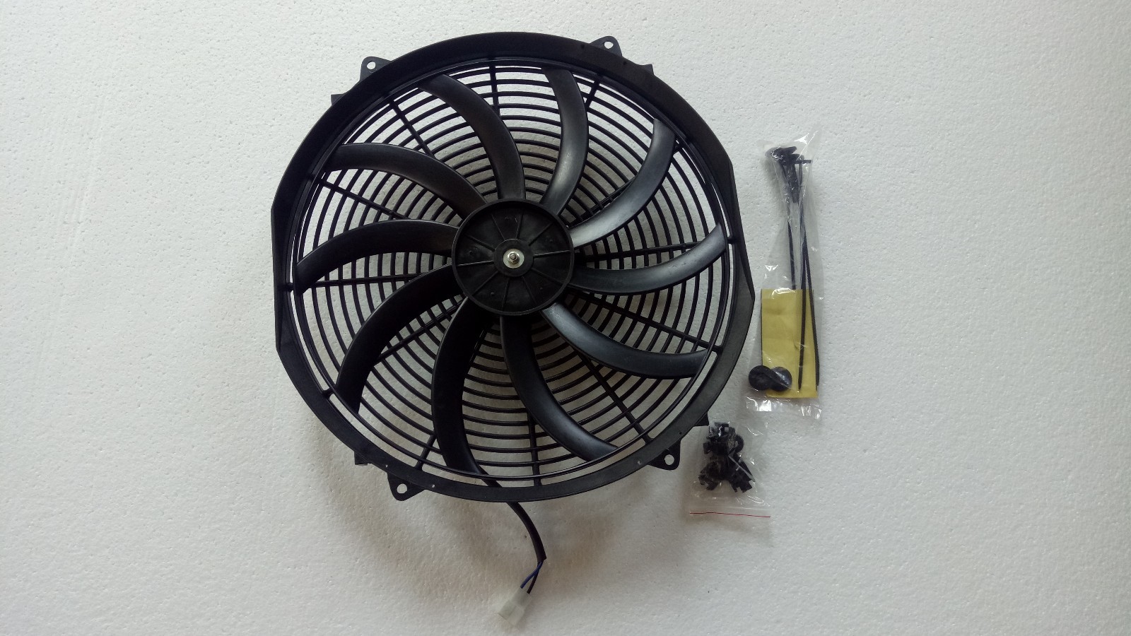 Aluminum Radiator & Fan Fit Triumph TR8 3.5L V8 1978–1981 Manual | eBay