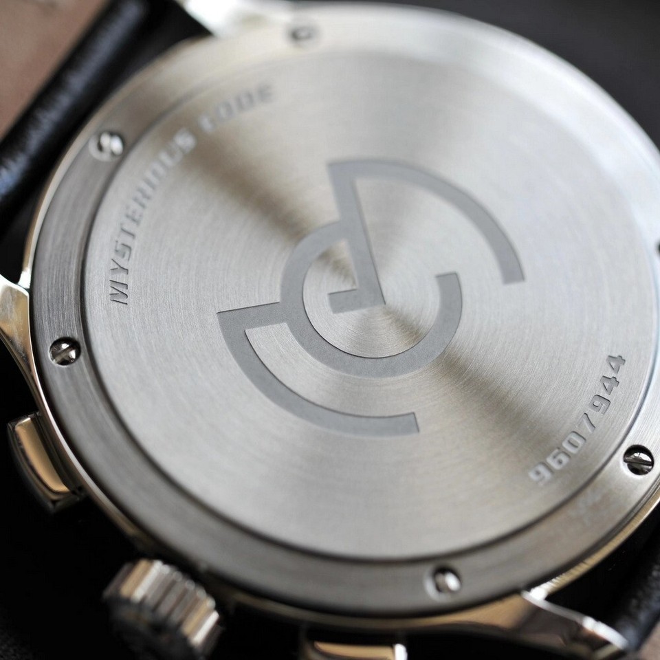 Mysterious Code Men Chronograph Watch Pilot Quartz Wristwatch VK63 ...