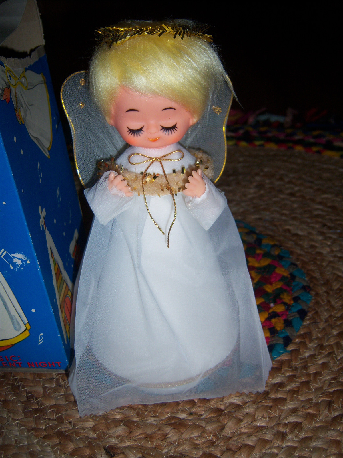 Vtg Musical Angel Christmas Figure Doll revolving rotating Silent Night ...