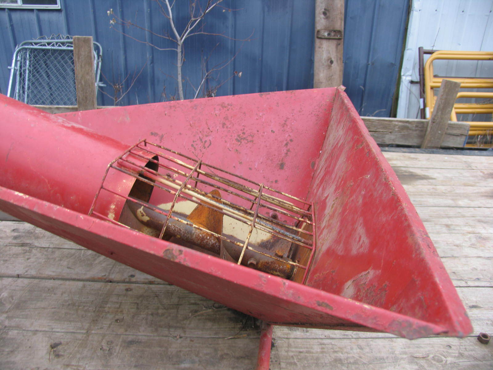 10" Jump Grain Feed Hopper with Hydraulic Auger | eBay