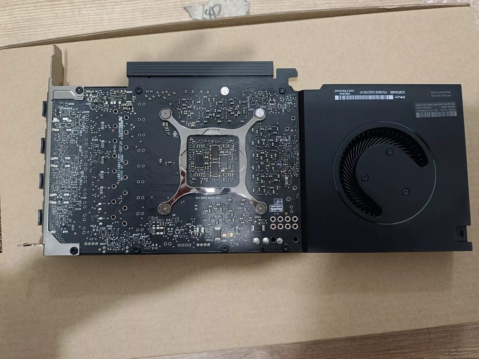 NVIDIA RTX A4000 GA104 GPU 16GB GDDR6(ECC) 4×Display port 1.4 140W PCIE ...