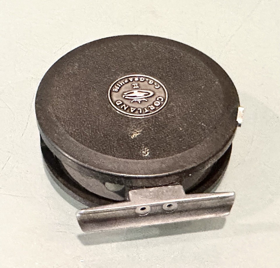 Vintage England Cortland Crown II Graphite Fly Fishing Spool Reel | eBay
