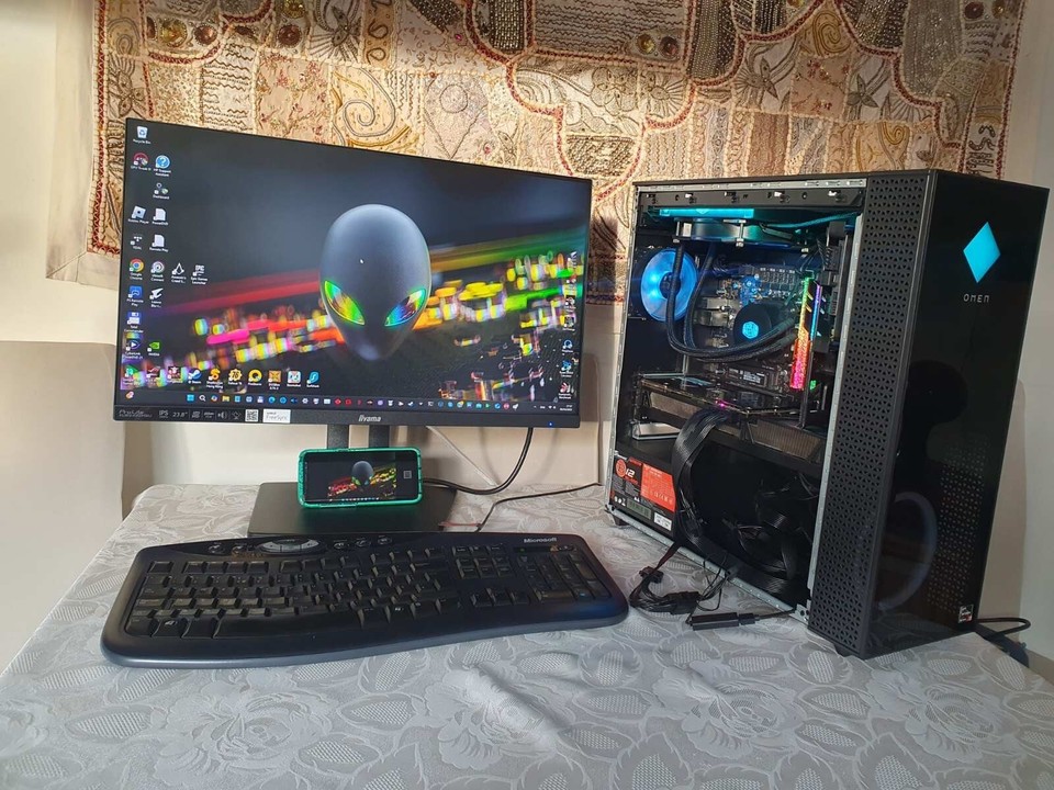 Gaming AMD Radeon R9 Fury XFX Tri-Fan Edition GPU 4GB ⭐️ Looking for ...