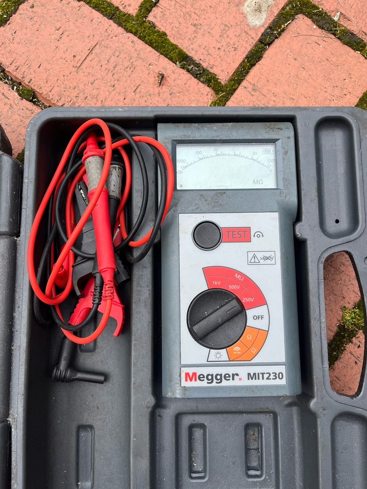Megger MIT230 Insulation Resistance and Continuity Tester | eBay UK