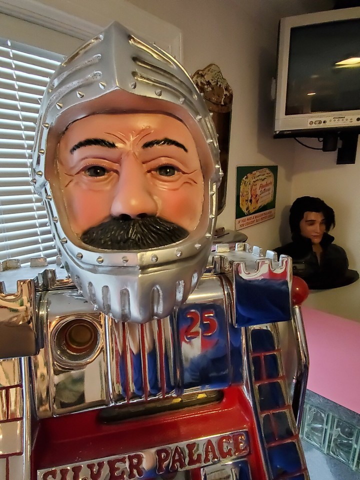 Hand Carved Character Knight 25 Cent Mills Silver Palace Castle Slot ...