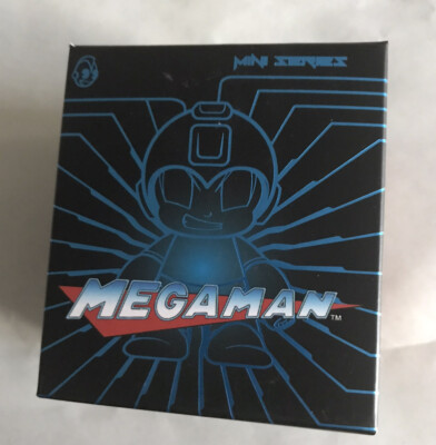 Kidrobot MEGA MAN METALLIC RED SDCC 2016 EXCLUSIVE 3" Vinyl Figure ...