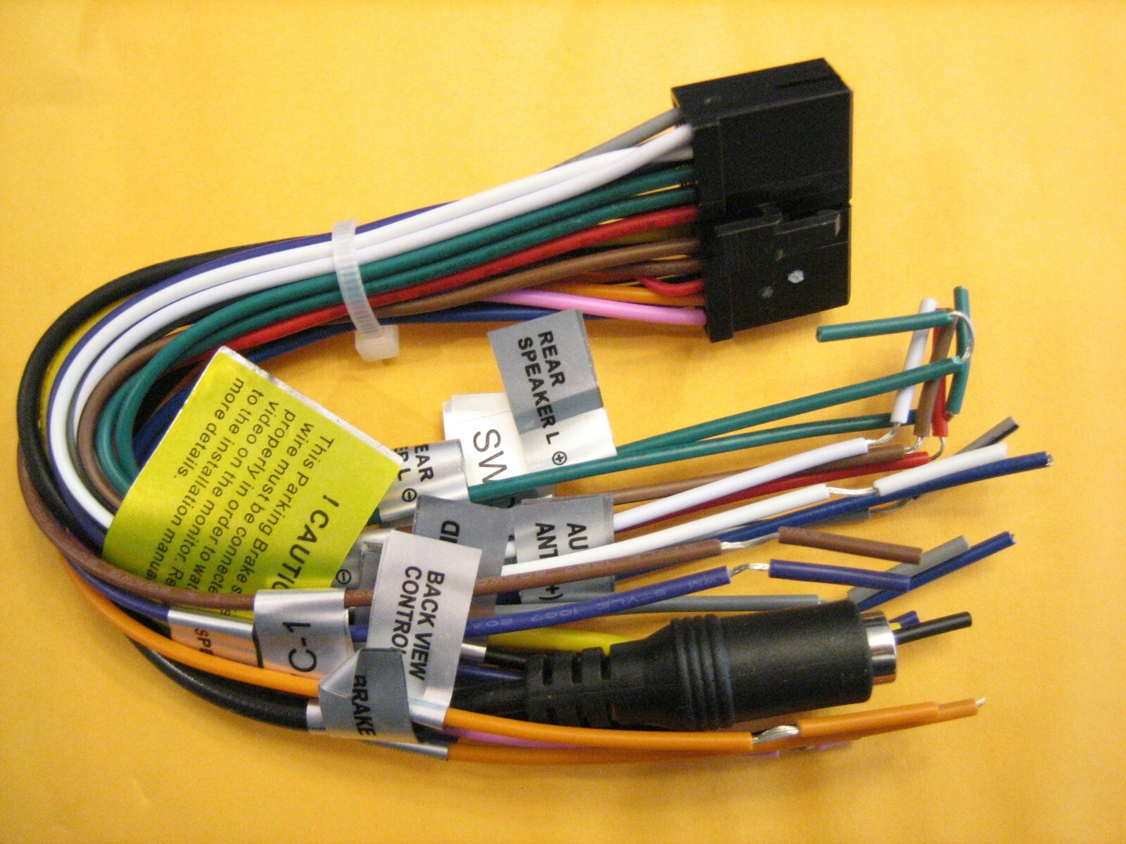 Dual Axxera Wire Harness for AVM101LH, AVM111NAV, AVM211NAV ...