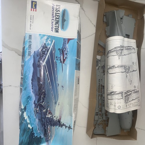 VINTAGE / RETRO, 1975 REVELL USS LEXINGTON AIRCRAFT CARRIER, MODEL KIT ...