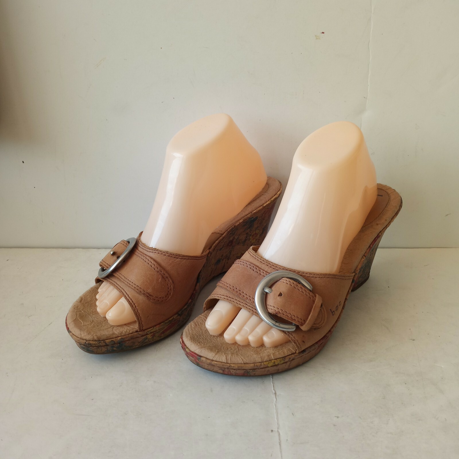 b.o.c. Born Floral Open-Toe Buckled Tan Leather Wedge Sandals Women US ...