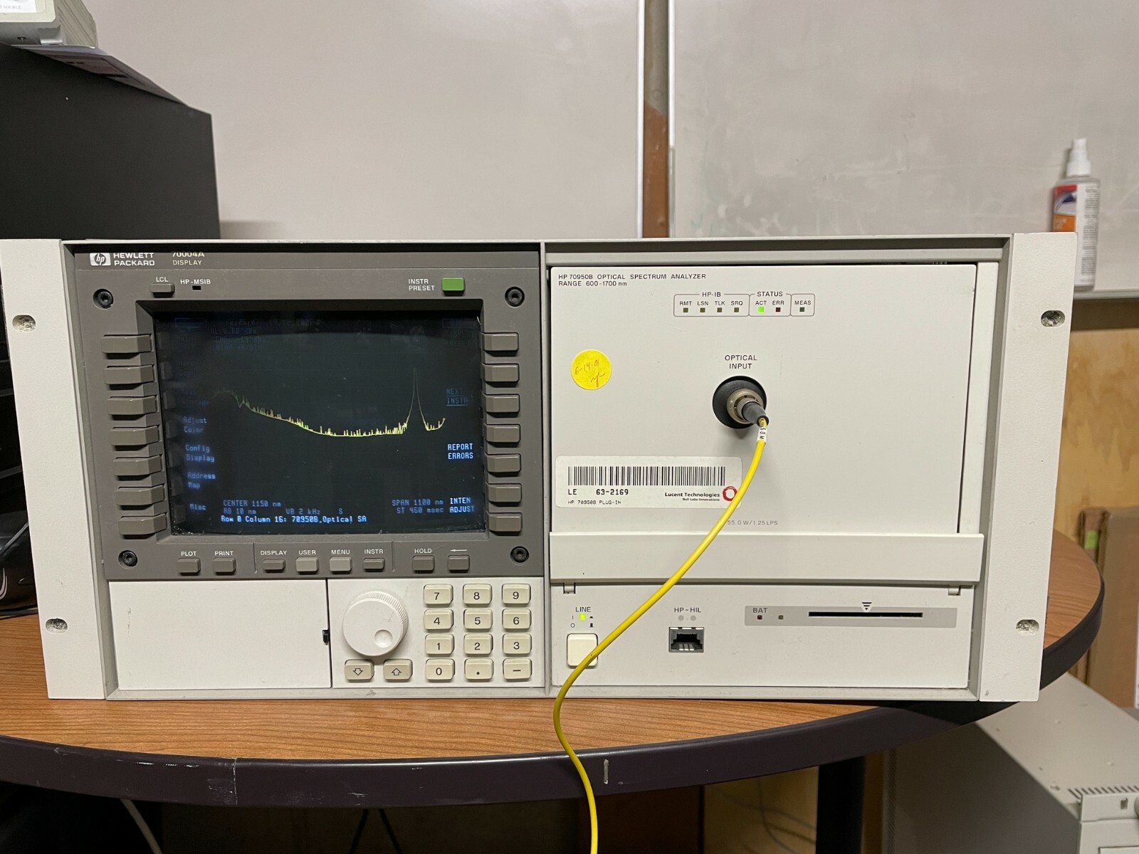 HP/Agilent Optical Spectrum Analyzer (70004+70950B) 600 to 1700nm ...