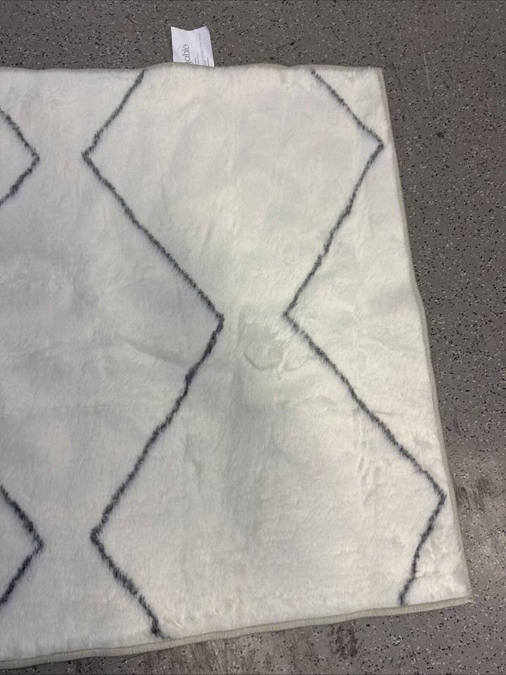 Ruggable Rug Washable 60x36” White Diamond | eBay