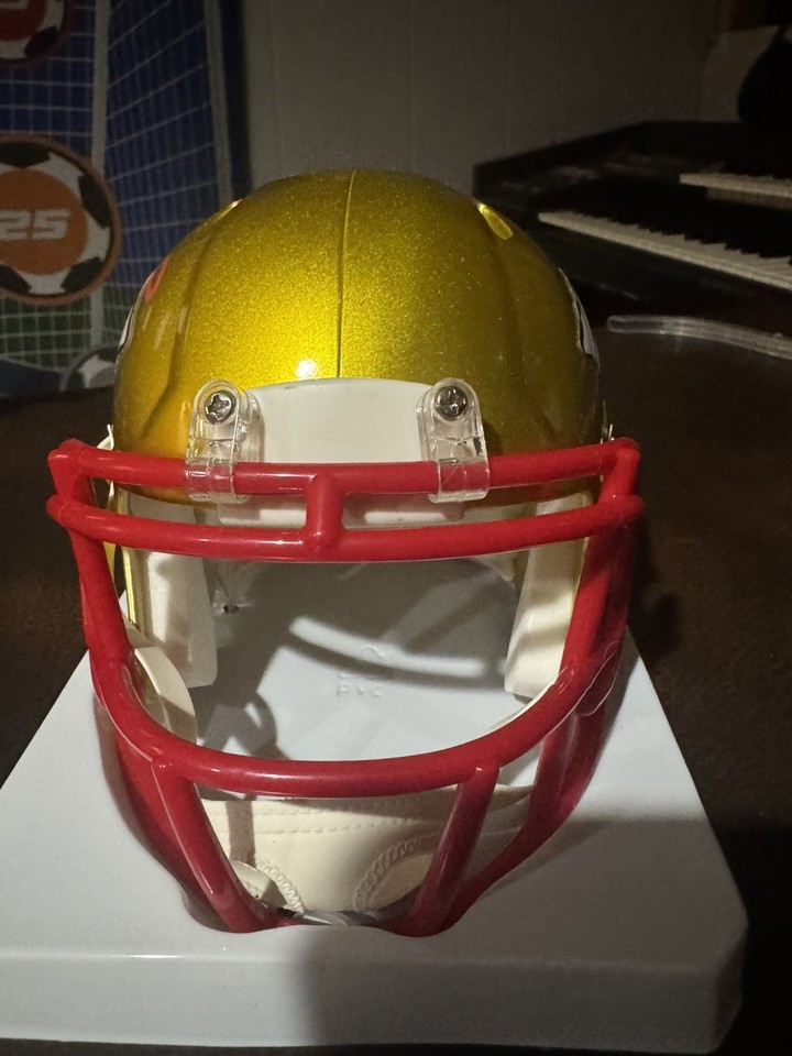 Mahomes Signed Autographed flash Mini Helmet Beckett COA Chiefs -see ...
