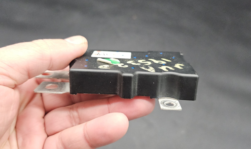 2014 - 2019 Chevrolet Malibu / Impala 2.5L Fusebox Auto Start / Stop ...
