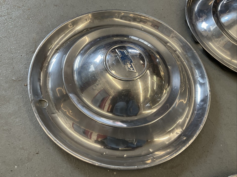 1947-1948 Chevrolet Accessory 16” Full Disc Hubcaps. Set Of 4. RG39 | eBay