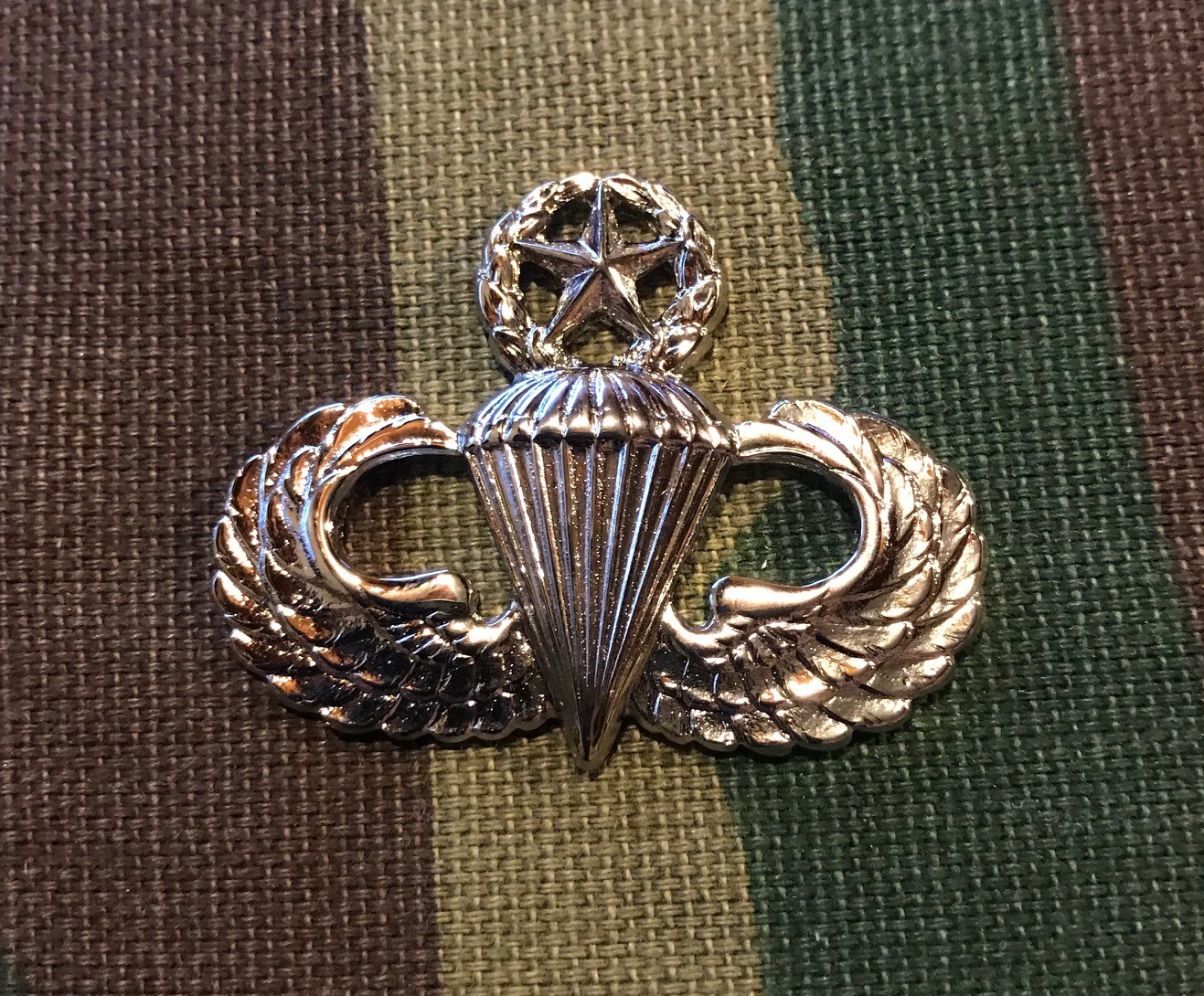 US ARMY MASTER PARACHUTIST BADGE JUMP WINGS; REGULATION FULL SIZE ...