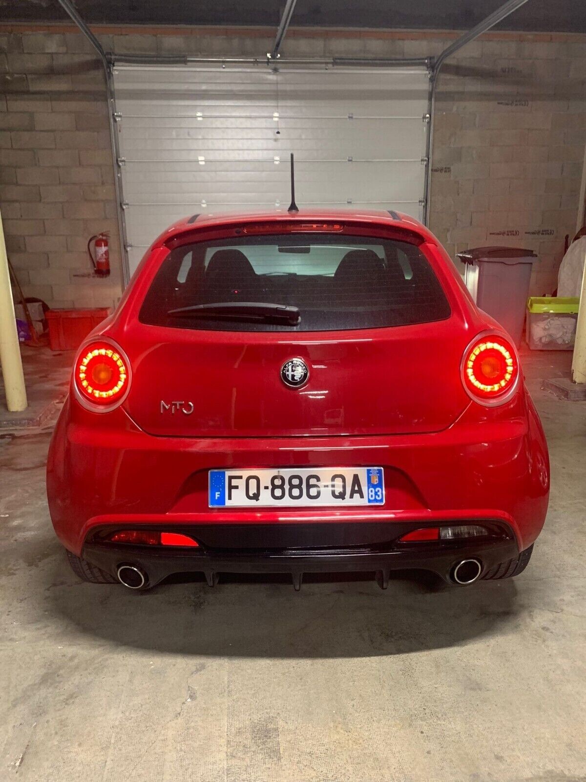 DIFFUSEUR POUR ALFA ROMEO MITO SOUS PARE-CHOC ARRIÈRE DAM NOIR BRILLANT ...
