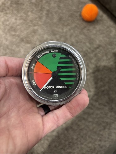 VINTAGE STEWART WARNER MOTOR MINDER VACUUM GAUGE 2 5/8" DIA. RARE ...