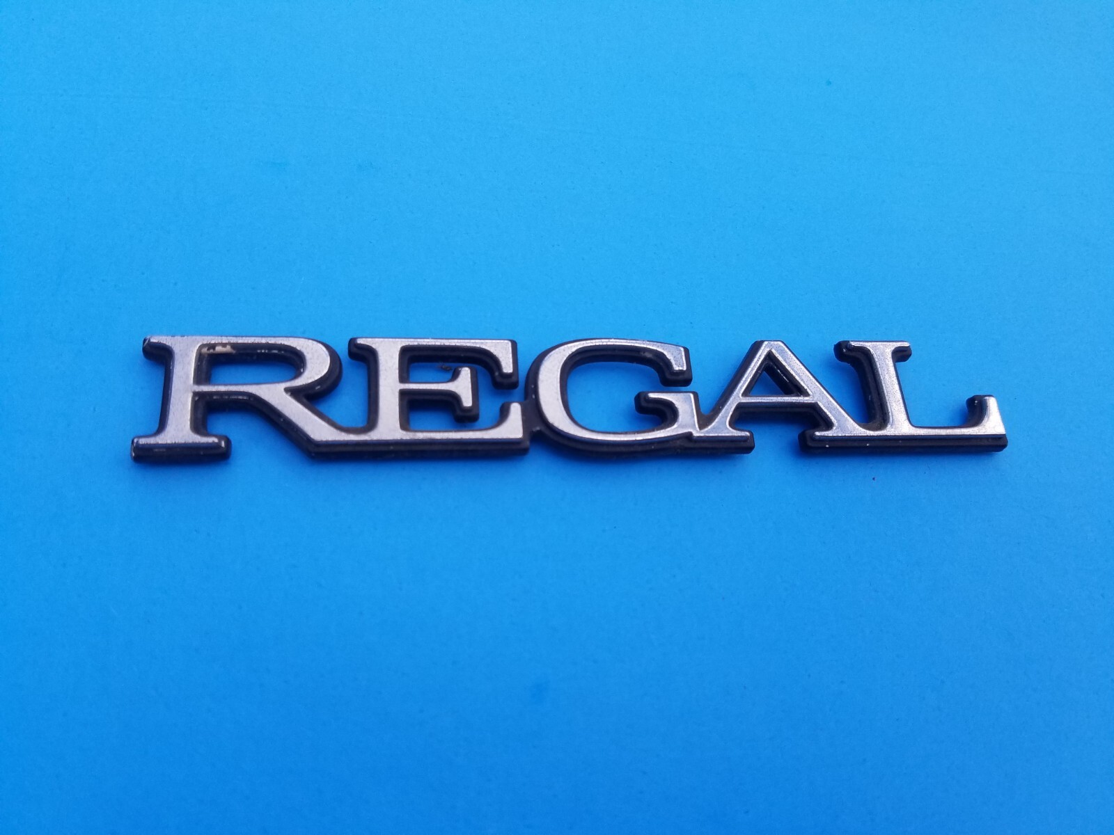 88 89 90 91 92 93 94 95 96 BUICK REGAL EMBLEM BADGE SYMBOL LOGO USED ...