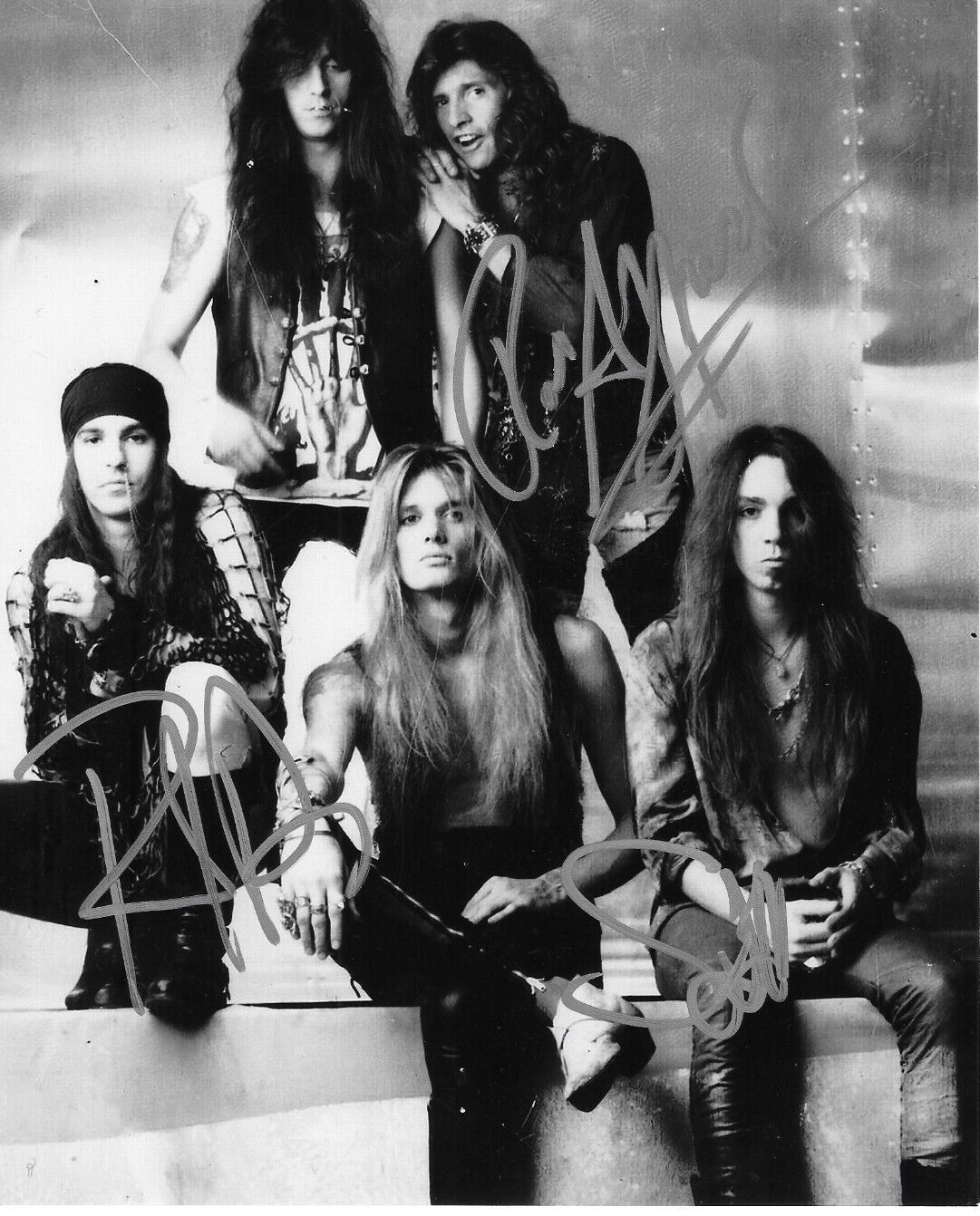 * SKID ROW * signed 8x10 photo * SCOTTI HILL, RACHEL BOLAN & ROB AFFUSO ...