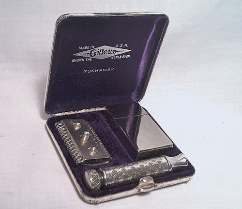 ANTIQUE GILLETTE TUCKAWAY TRAVEL SIZE SAFETY RAZOR SET IN ORIGINAL ...