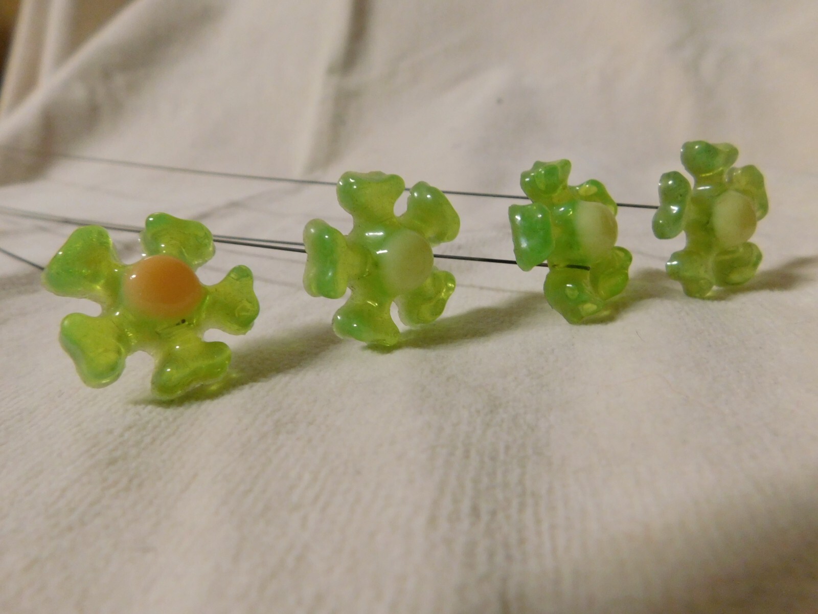 Vintage 60s Lime Green Acrylic Lucite Daisy 4 Flower Long Stem Bouquet ...