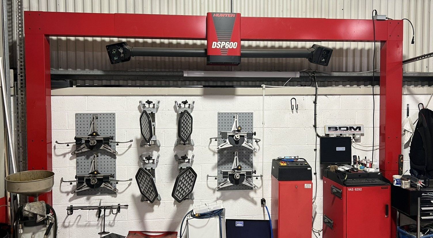 Hunter DSP600 Wheel Alignment Machine - Full Set - All Working Except 1 ...